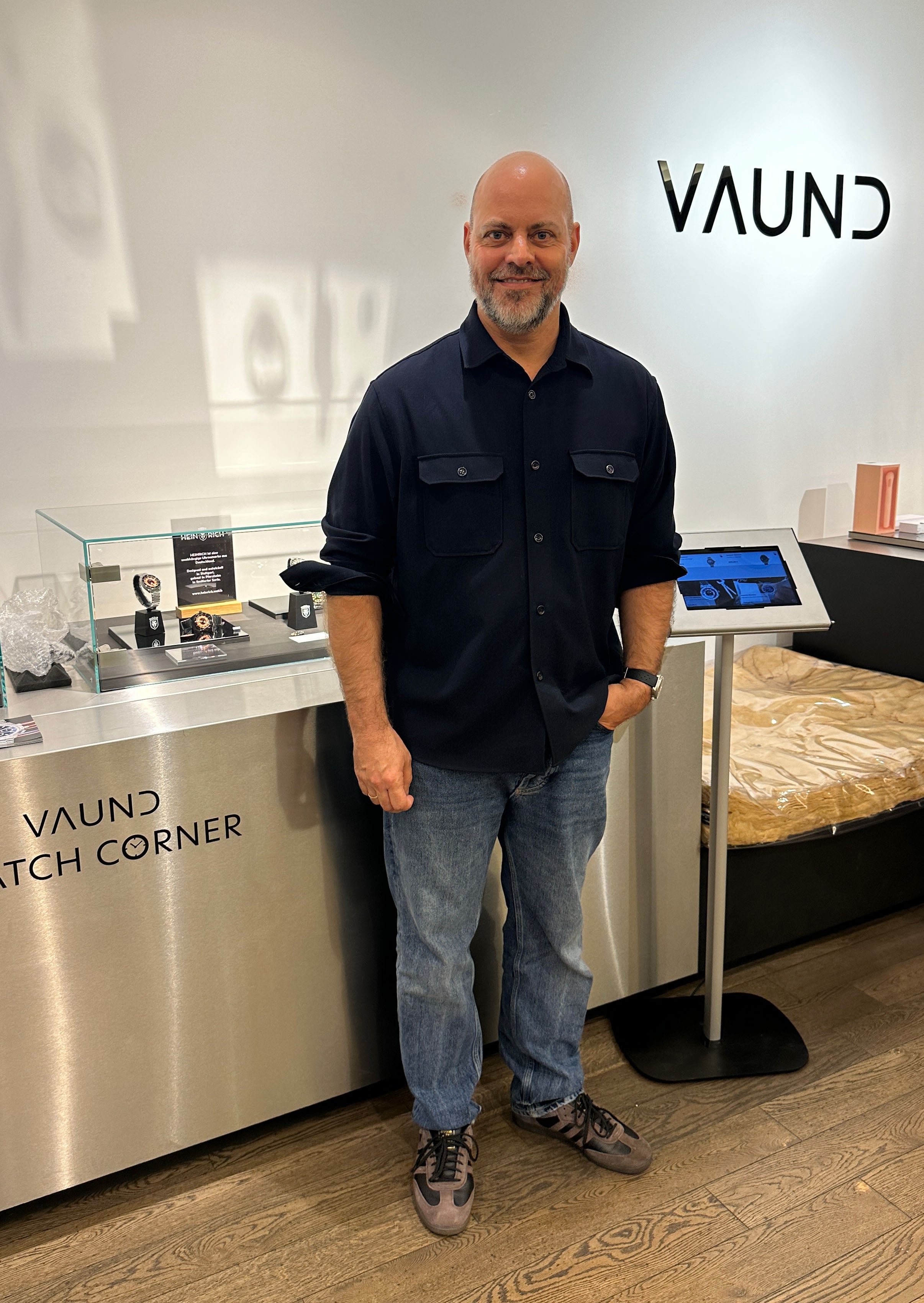 Heinrich watches @ VAUND Watch Corner - HEINRICH watches