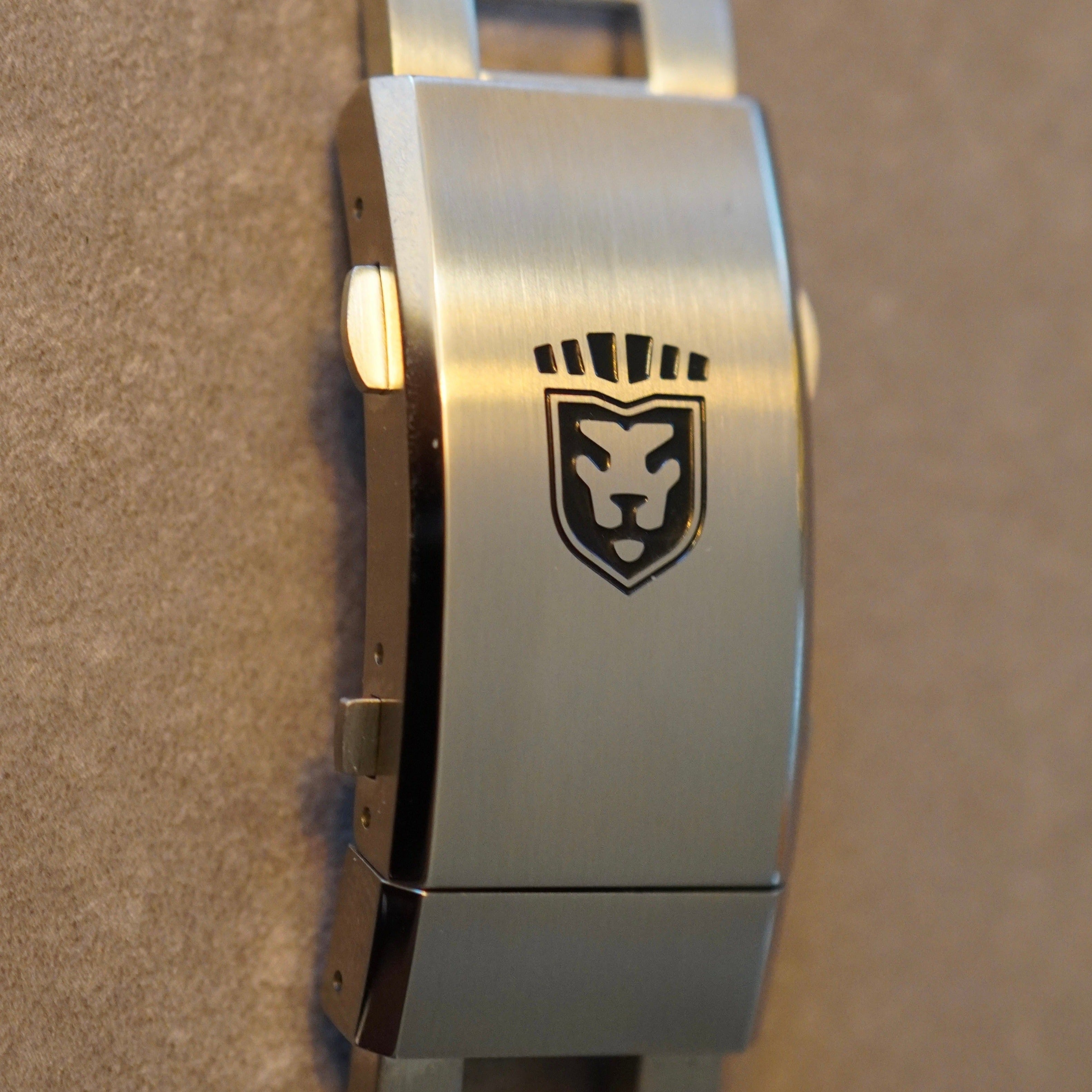 Taucher 2 Diver Extension Clasp - HEINRICH watches