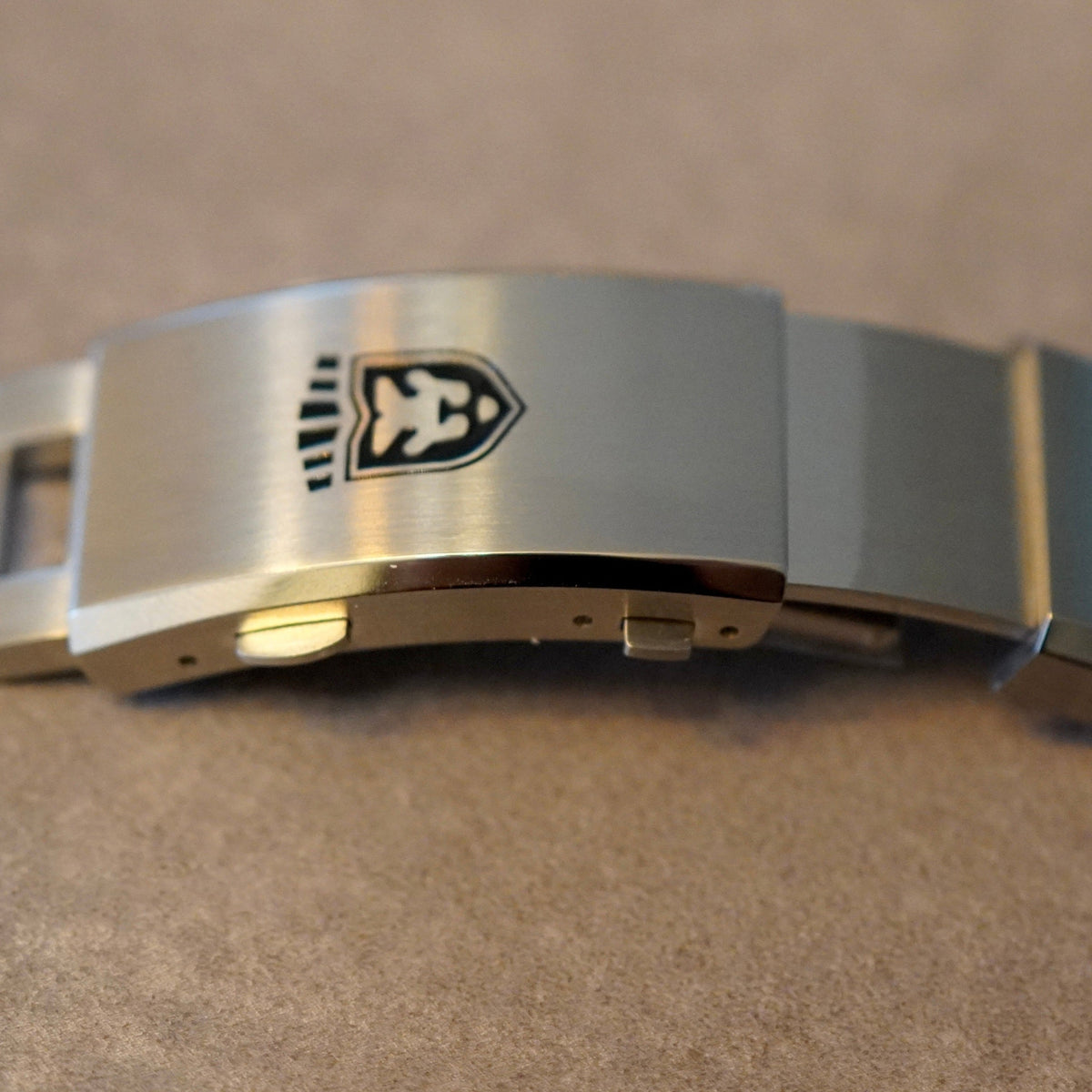 Taucher 2 Diver Extension Clasp - HEINRICH watches